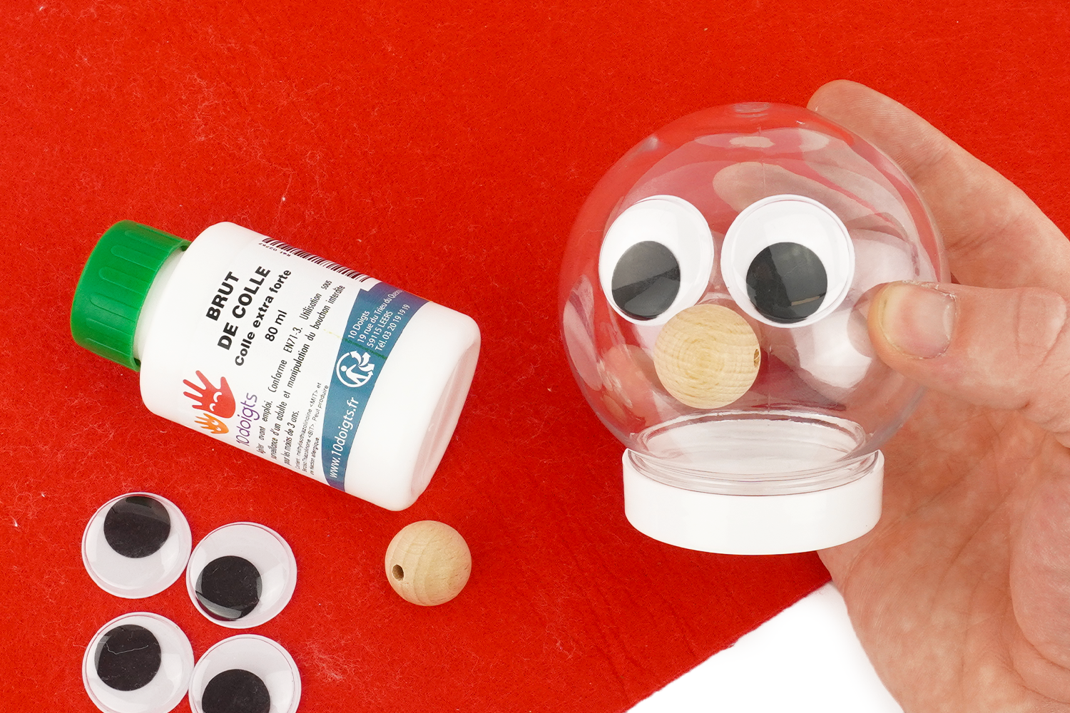 Fabriquez une Tête de Père Noël Lumineuse pour vos Décorations de Noël